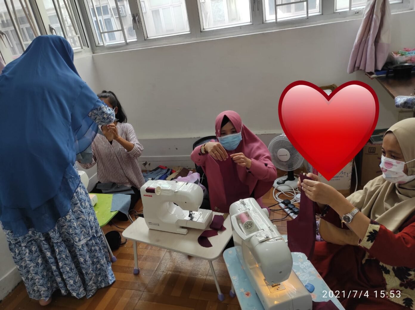 Gelar Pertemuan Perdana, Kelas Menjahit Angkatan 45 DDHK Masih Buka Pendaftaran | DDHK News